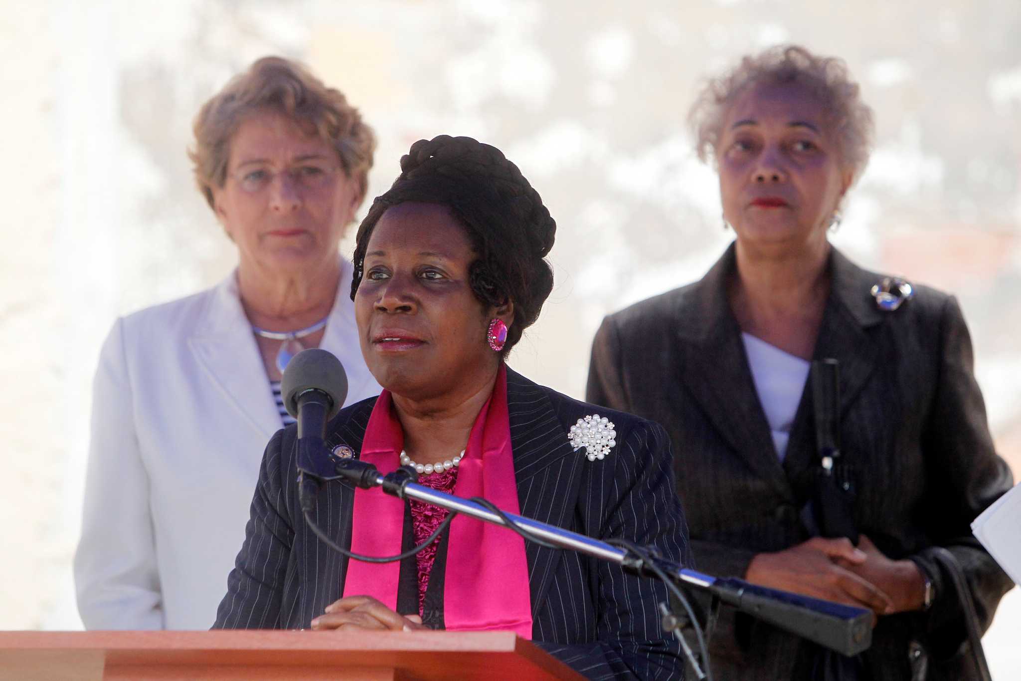 Congresswoman Jackson Lee says she is cancer-free