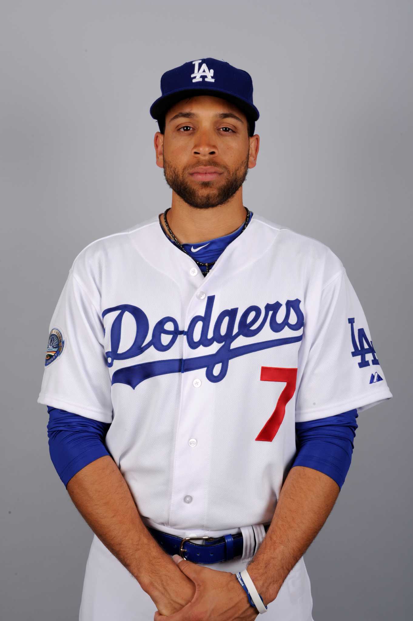 Dodgers, Red Sox complete 9-player blockbuster deal