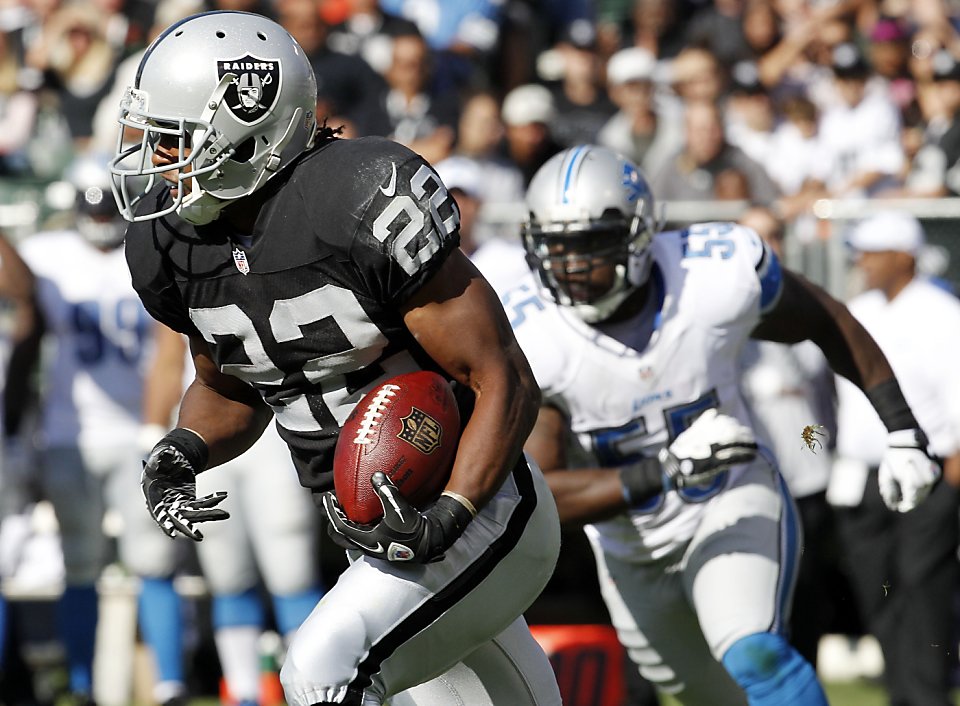 2 Raiders' running backs hurt