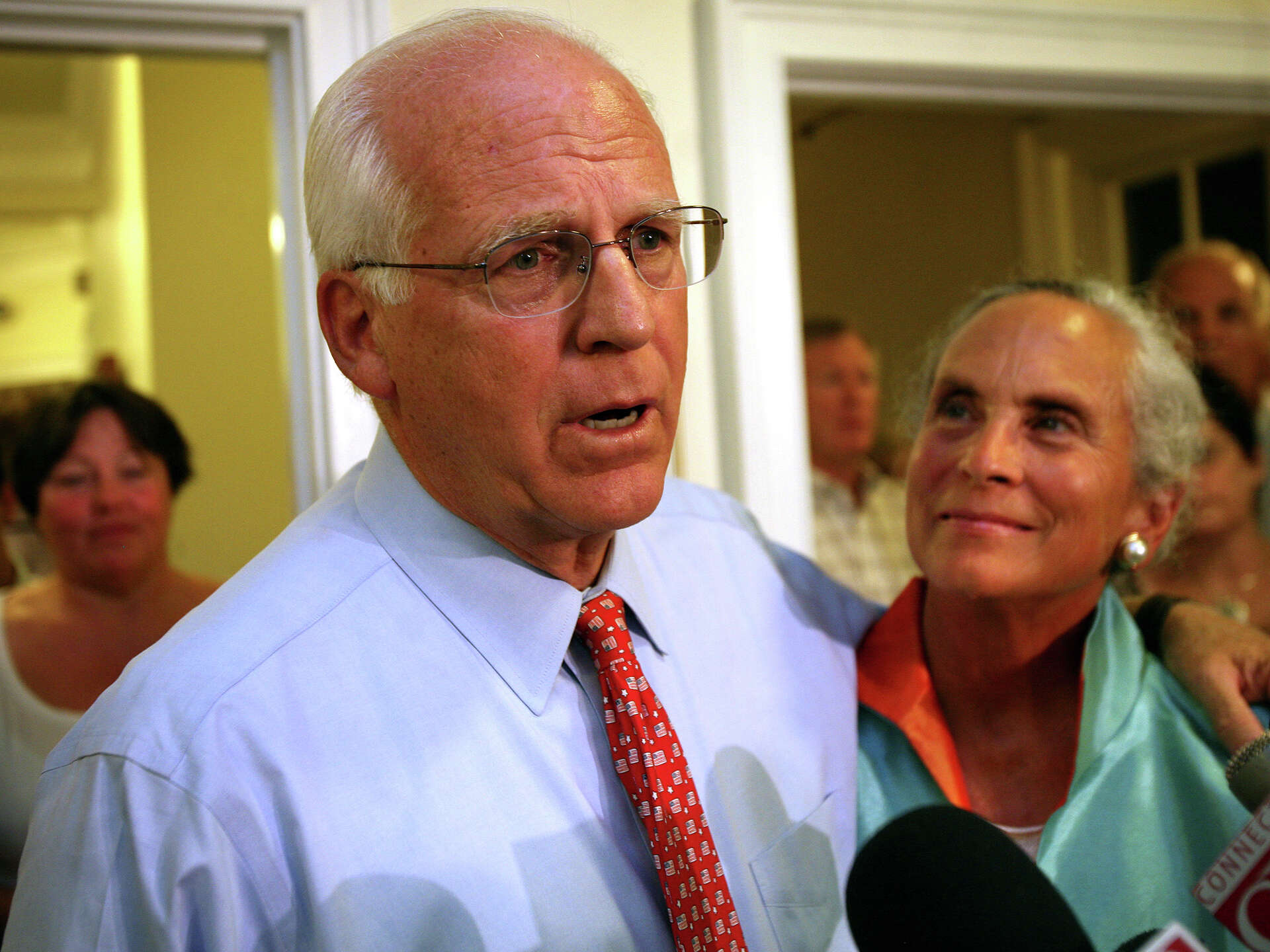 Shays says he's not finished with politics