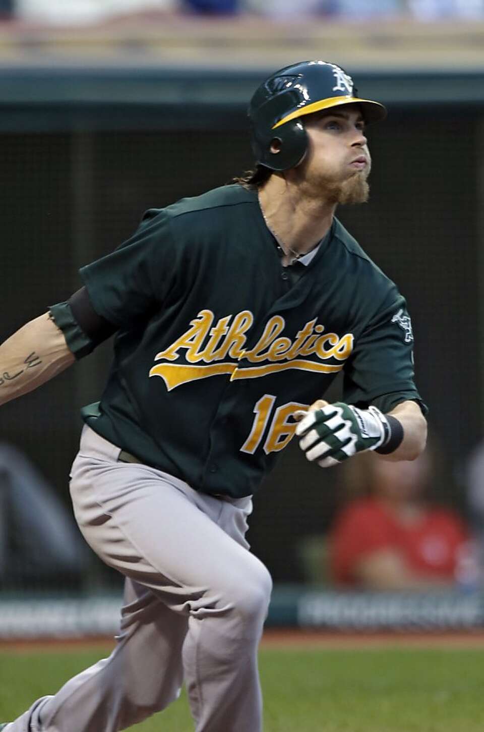 Brett Anderson stellar in A's win