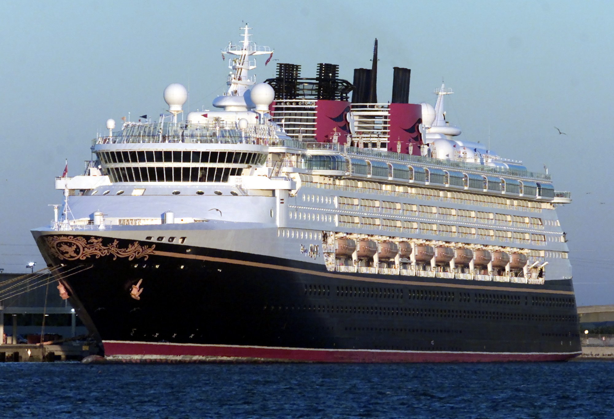 Disney Magic commits to Galveston for at least 2 years