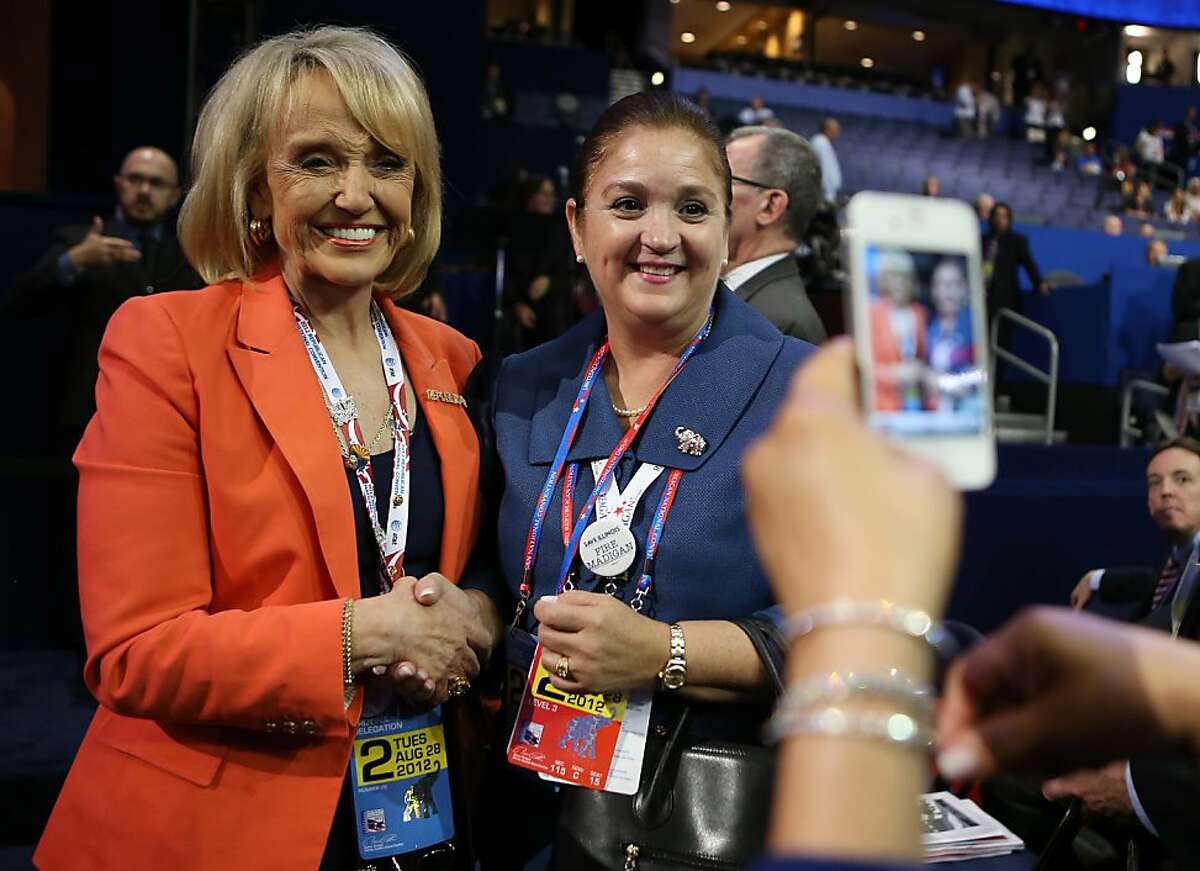 Ann Romney makes appeal to women voters