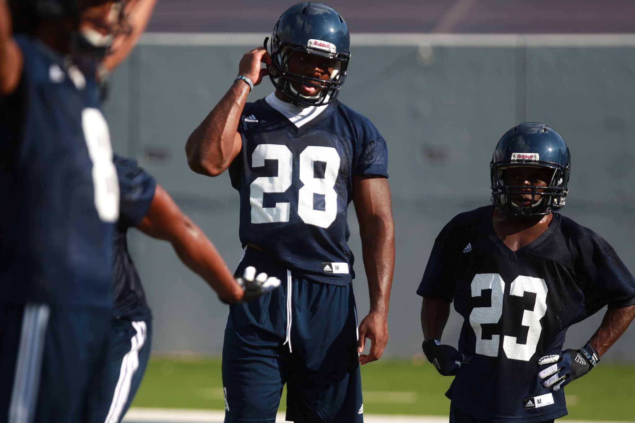 Rice's Carter focused on homework not highlight shows after making debut