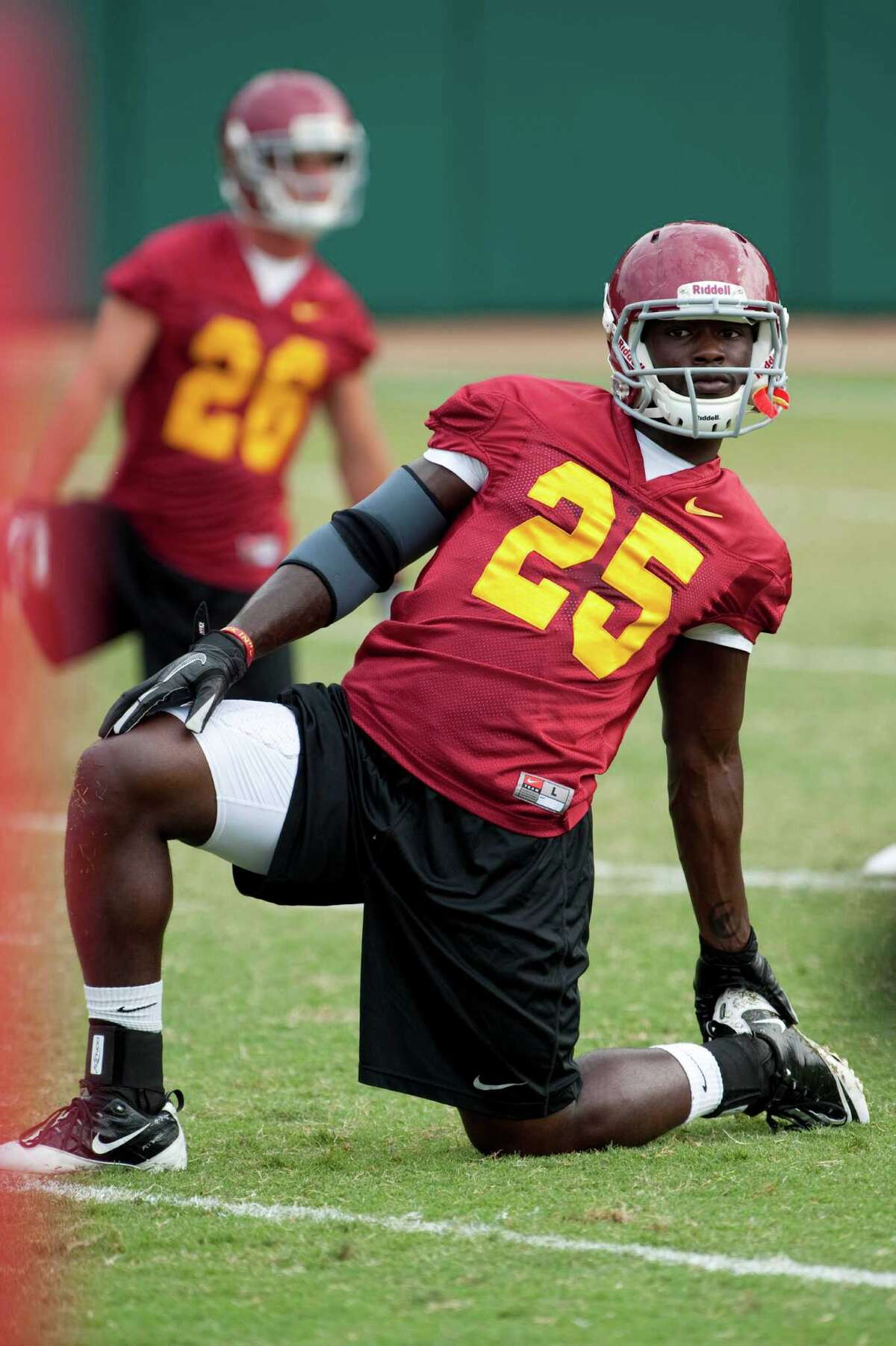 Silas Redd signs with Washington