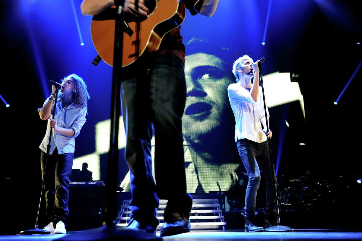 Heejun Han Phillip Phillips