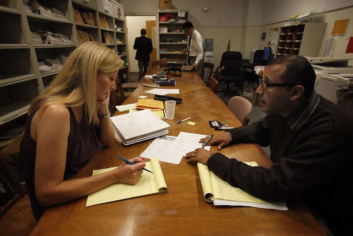 Ex-gang member gives prosecutors insight