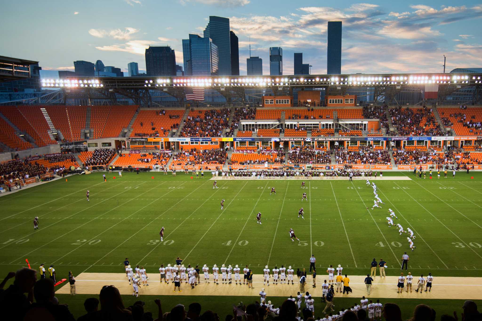 Cinco Ranch drops Cy Ranch in BBVA Compass' first football game