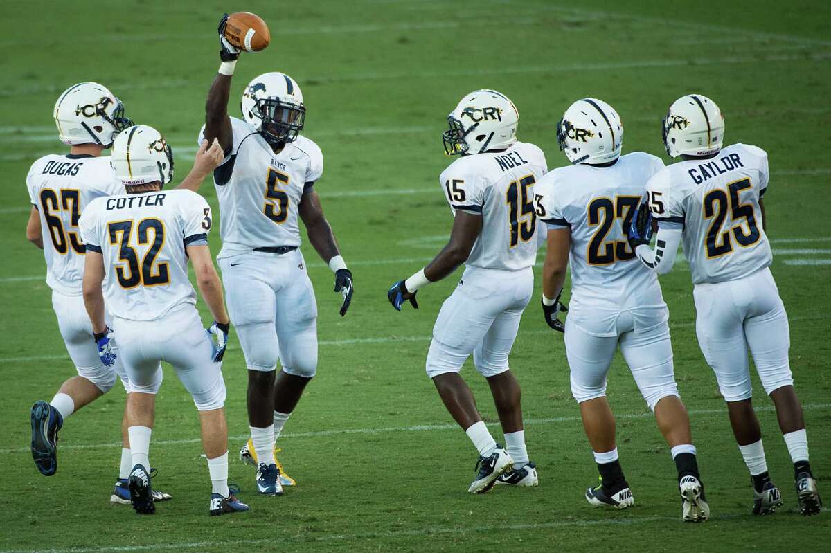 Cinco Ranch drops Cy Ranch in BBVA Compass' first football game