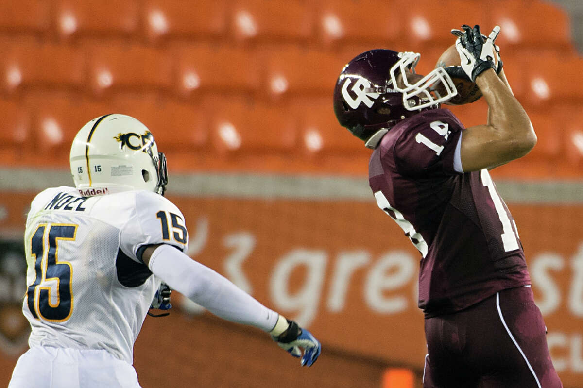Cinco Ranch drops Cy Ranch in BBVA Compass' first football game