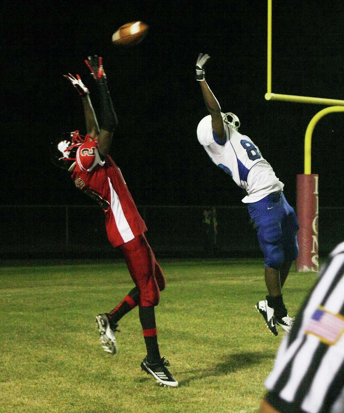 Kountze wins season opener