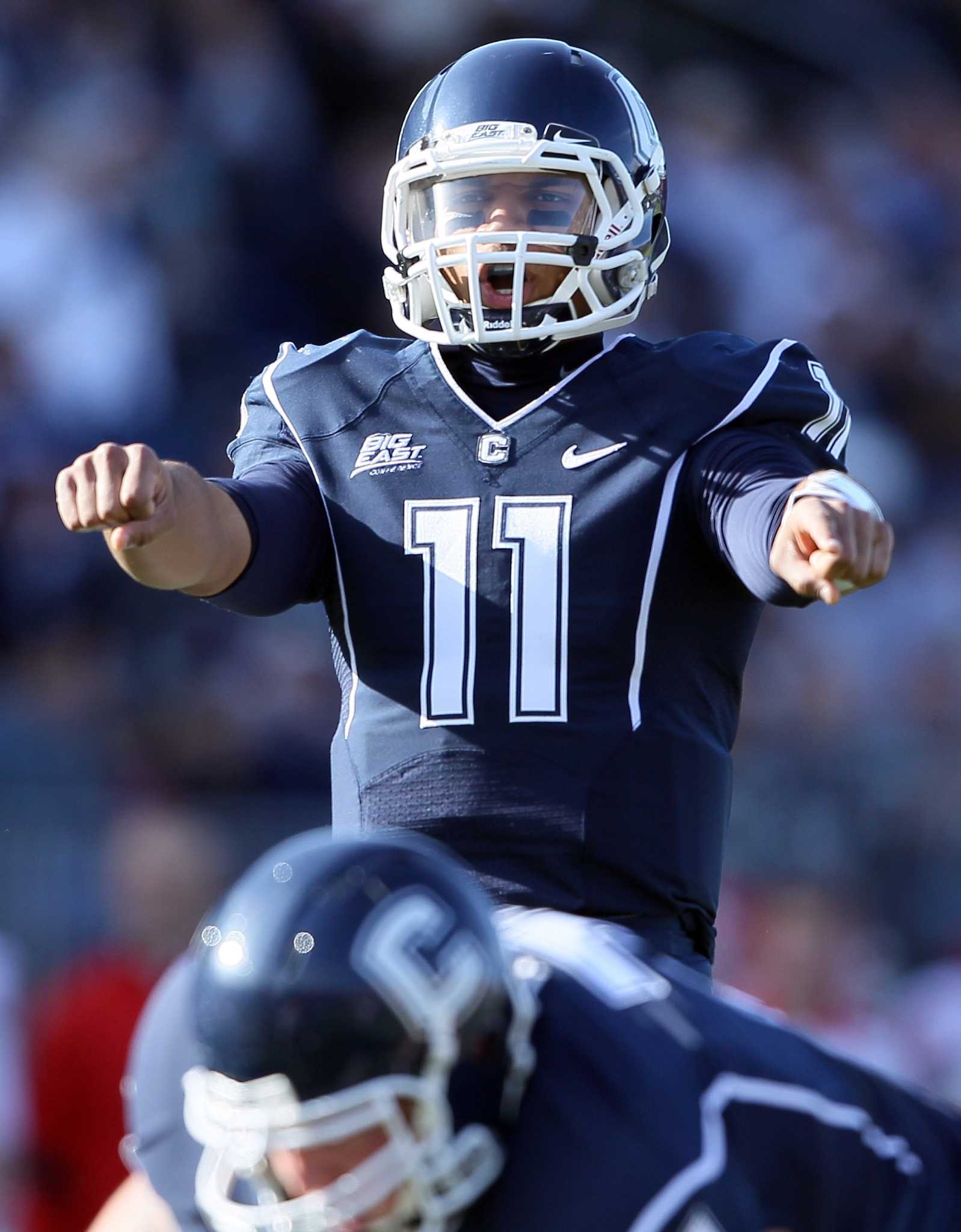 Kevin Duffy: The Wildcat dilemma, a balance of two QBs critical for UConn