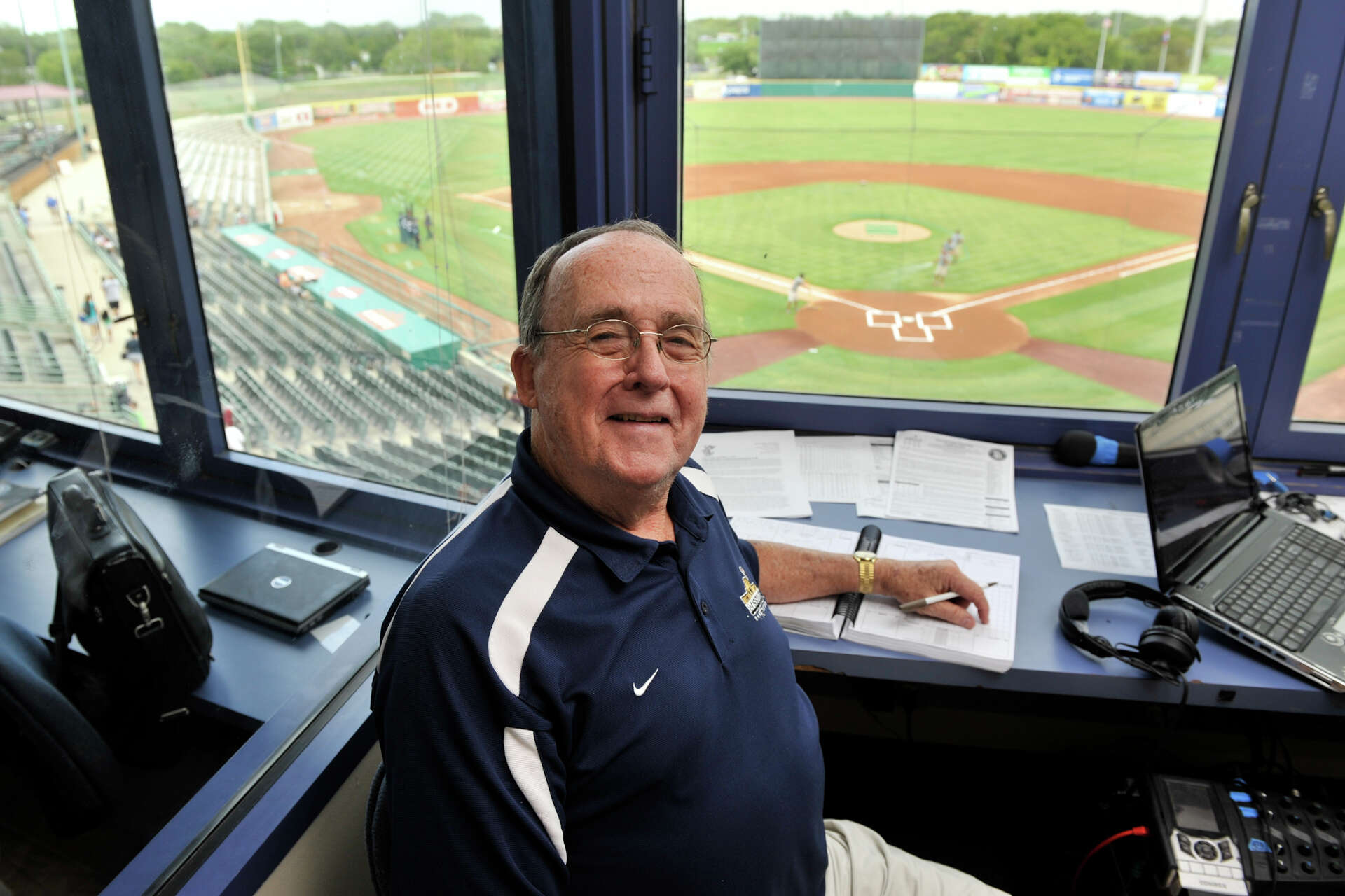 Acuff hangs up microphone, but not his memories