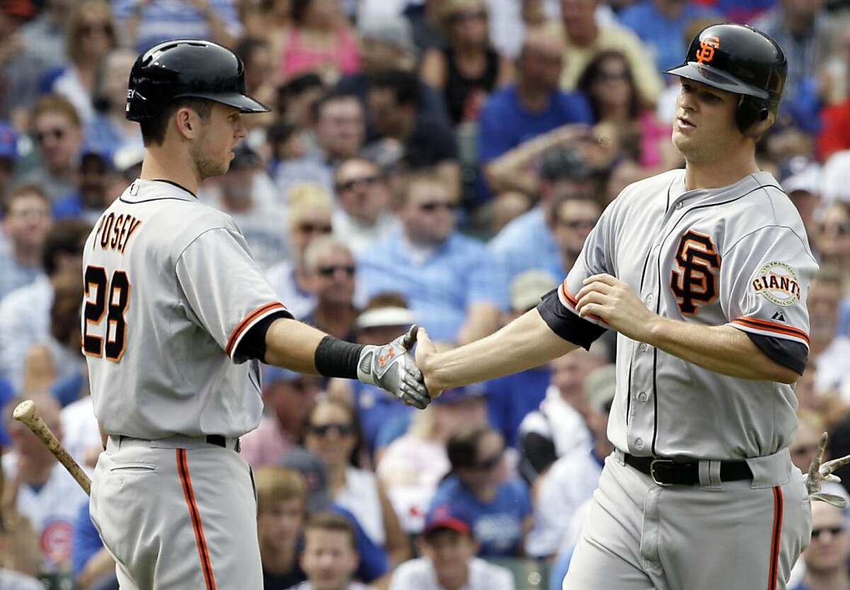 Giants seem confident after beating Cubs 7-5