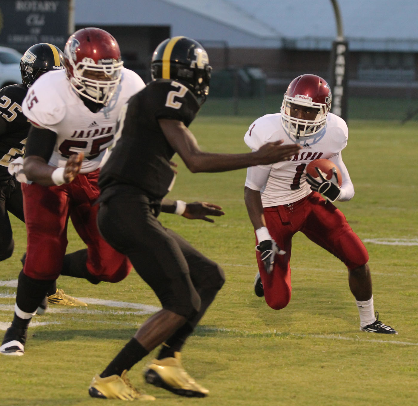 Jasper rolls over Liberty 49-13