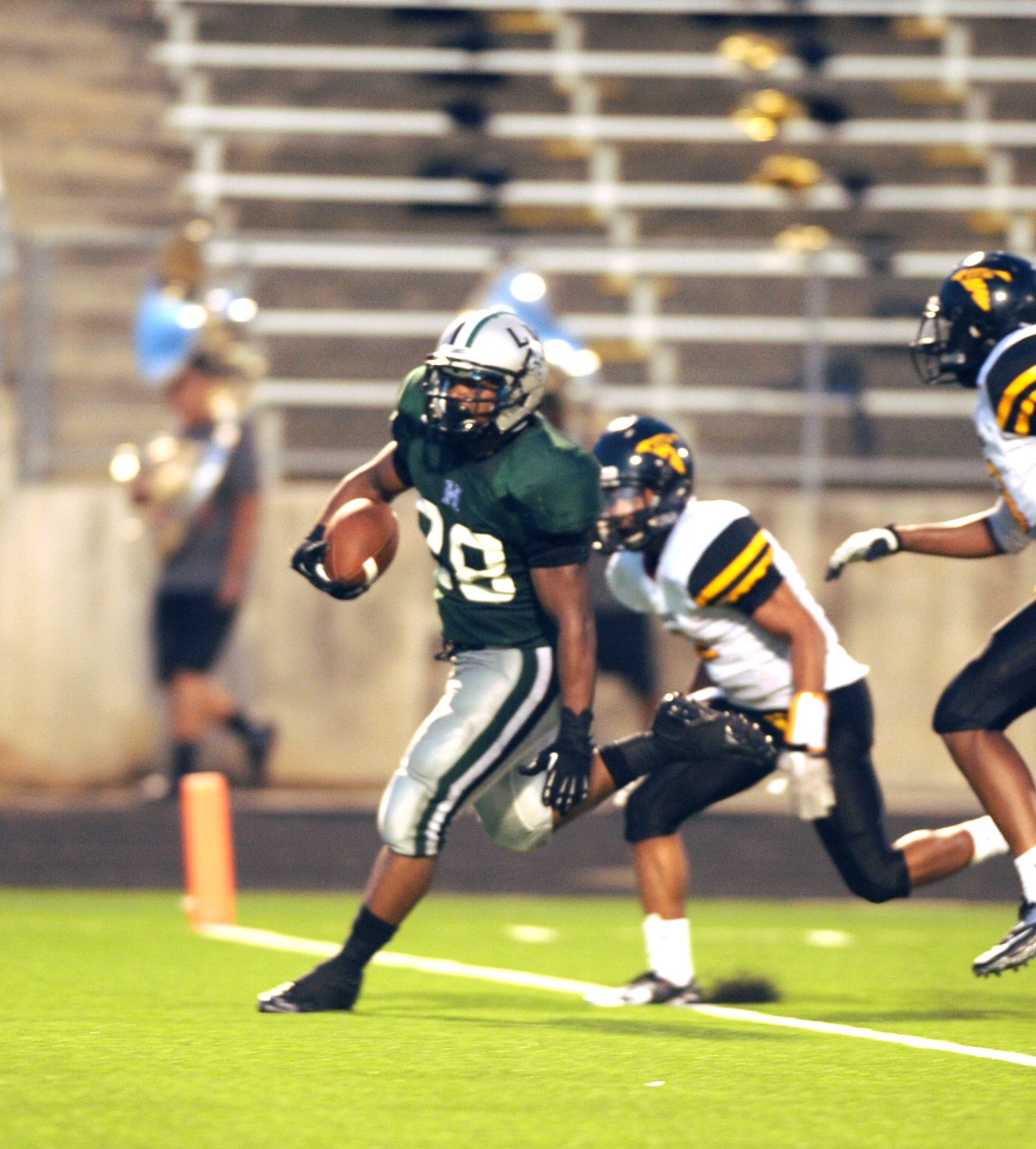 Football: Hightower's Henderson filling big shoes