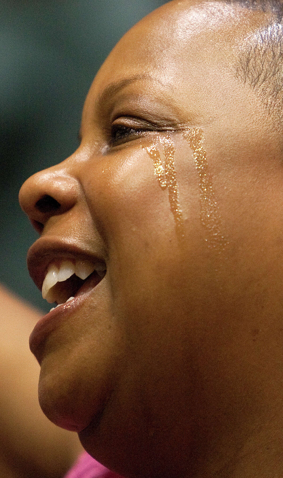 Faith stars turn out for Hilliard gala