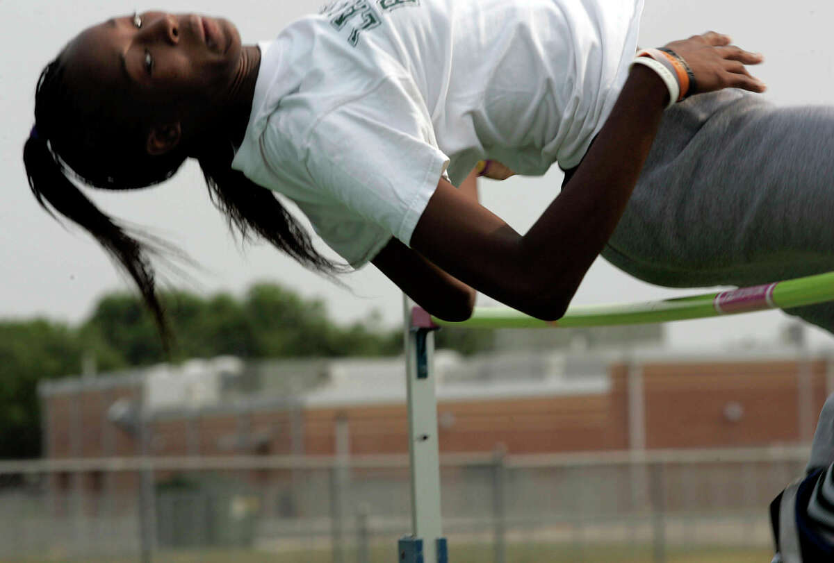 San Antonio's Destinee Hooker finalizing divorce after she says husband ...
