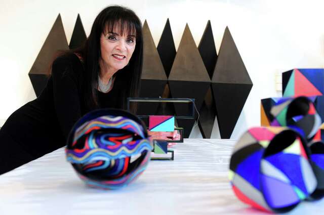 Artist Siff's hopes for world peace embodied in 'Elements'