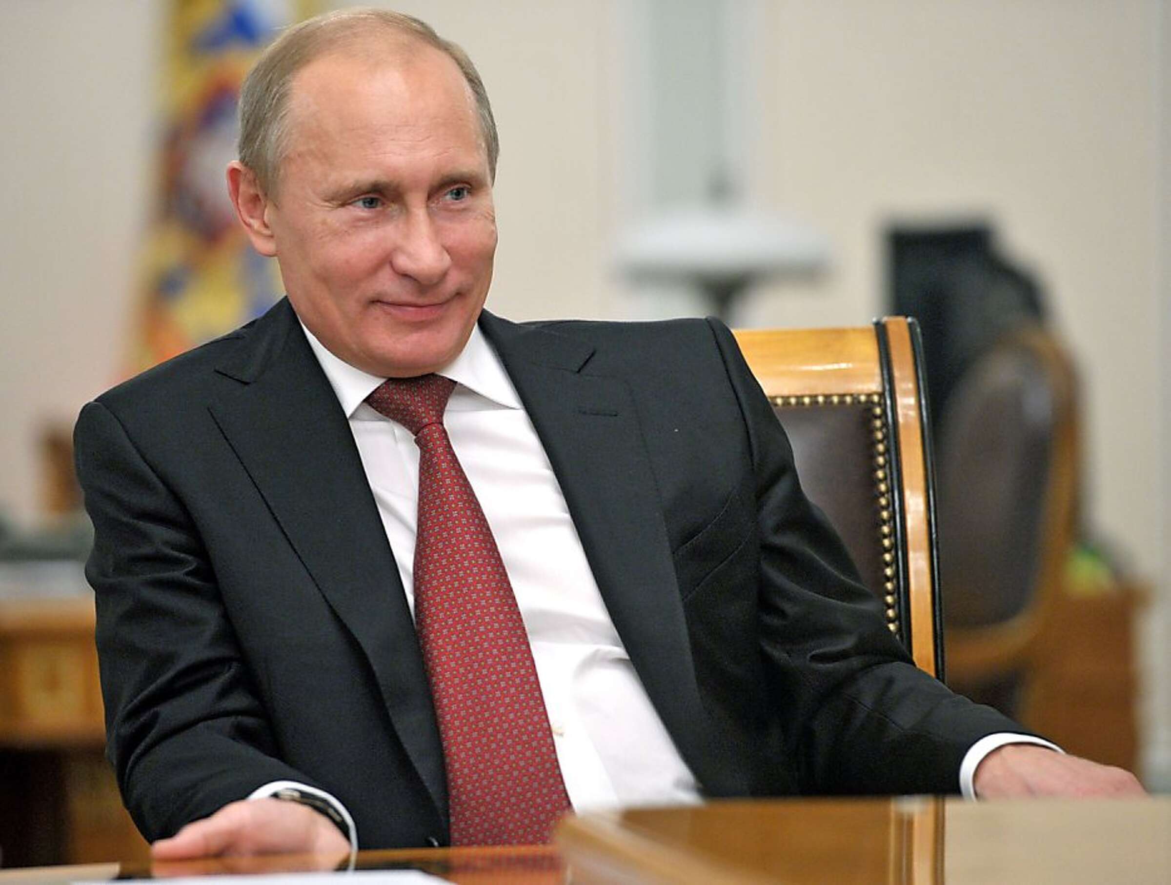 Putin reportedly to lead birds south