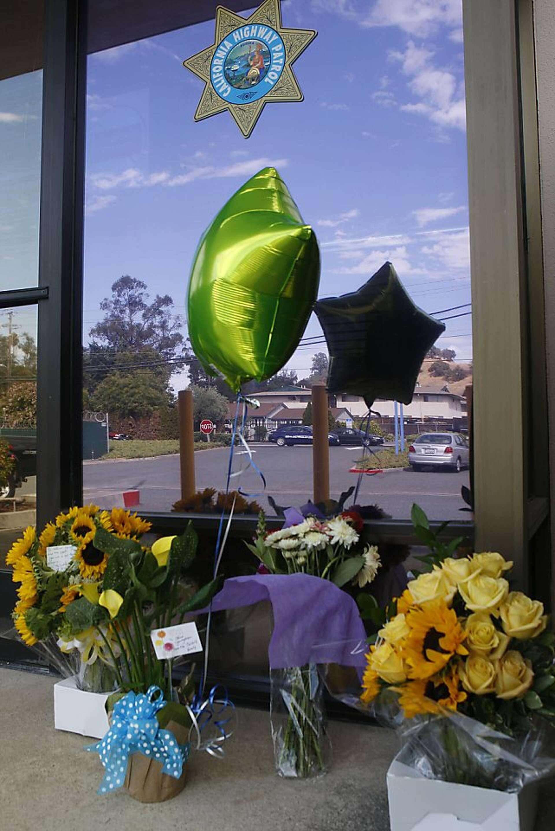 Shot CHP officer pronounced dead