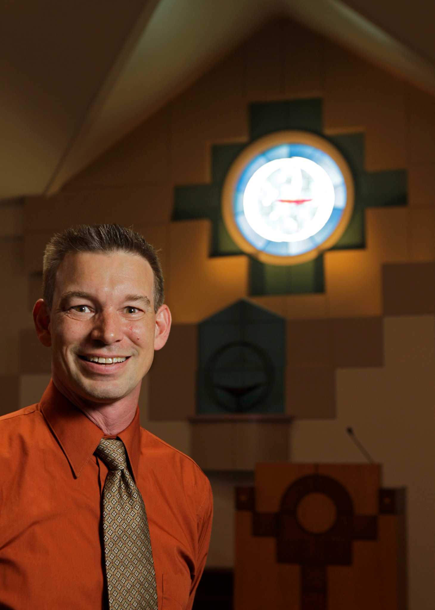 With new pastor, Bay Area Unitarians move forward