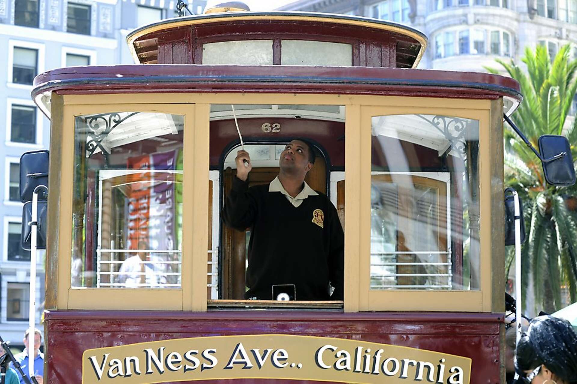 Cable car contest a humdinger