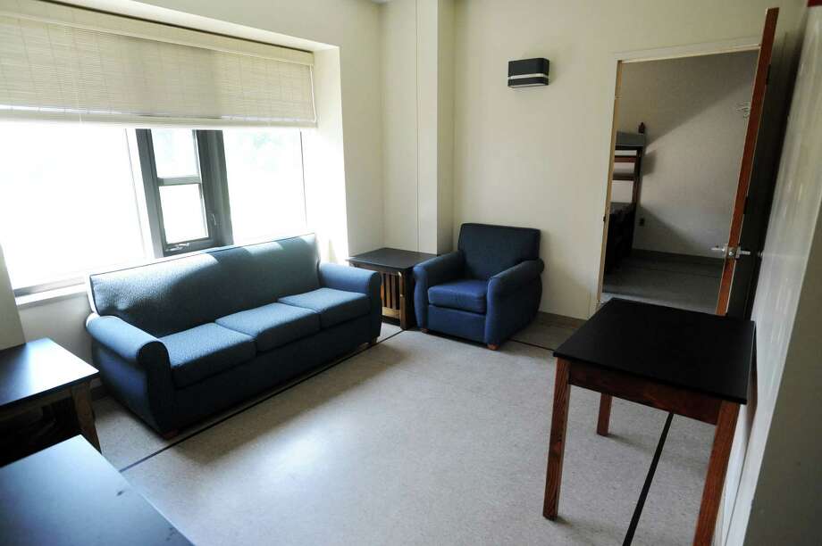 UConn students opt for room service, pool instead of dorms ...