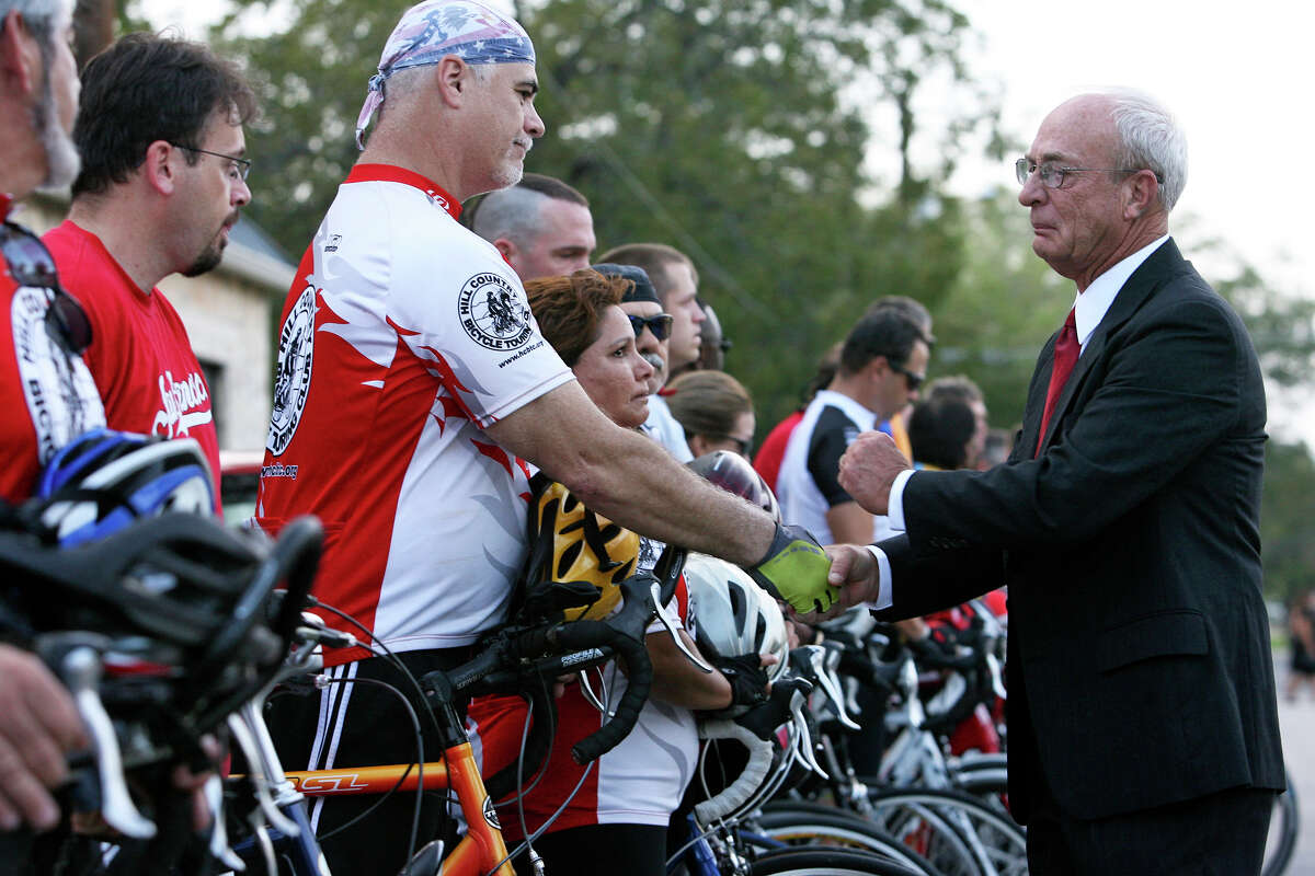 Driver cleared in cyclists' deaths