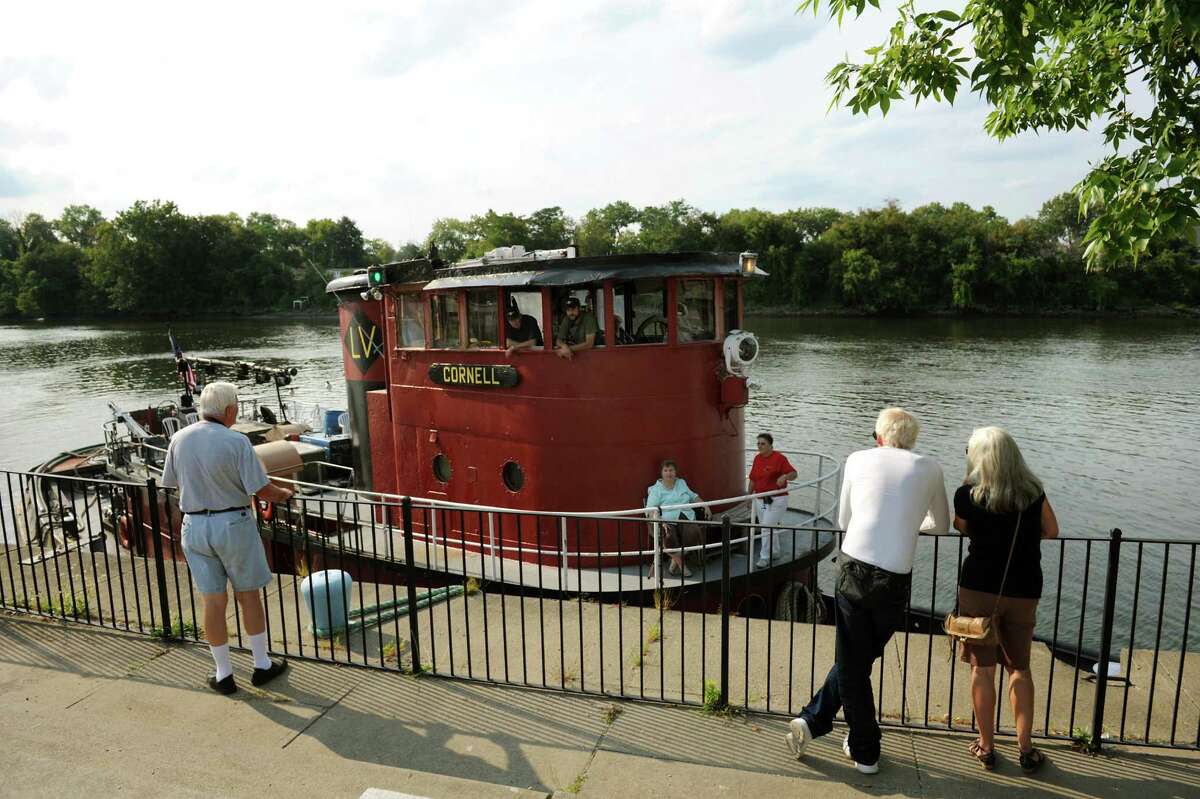 Destination: Tugboat Roundup