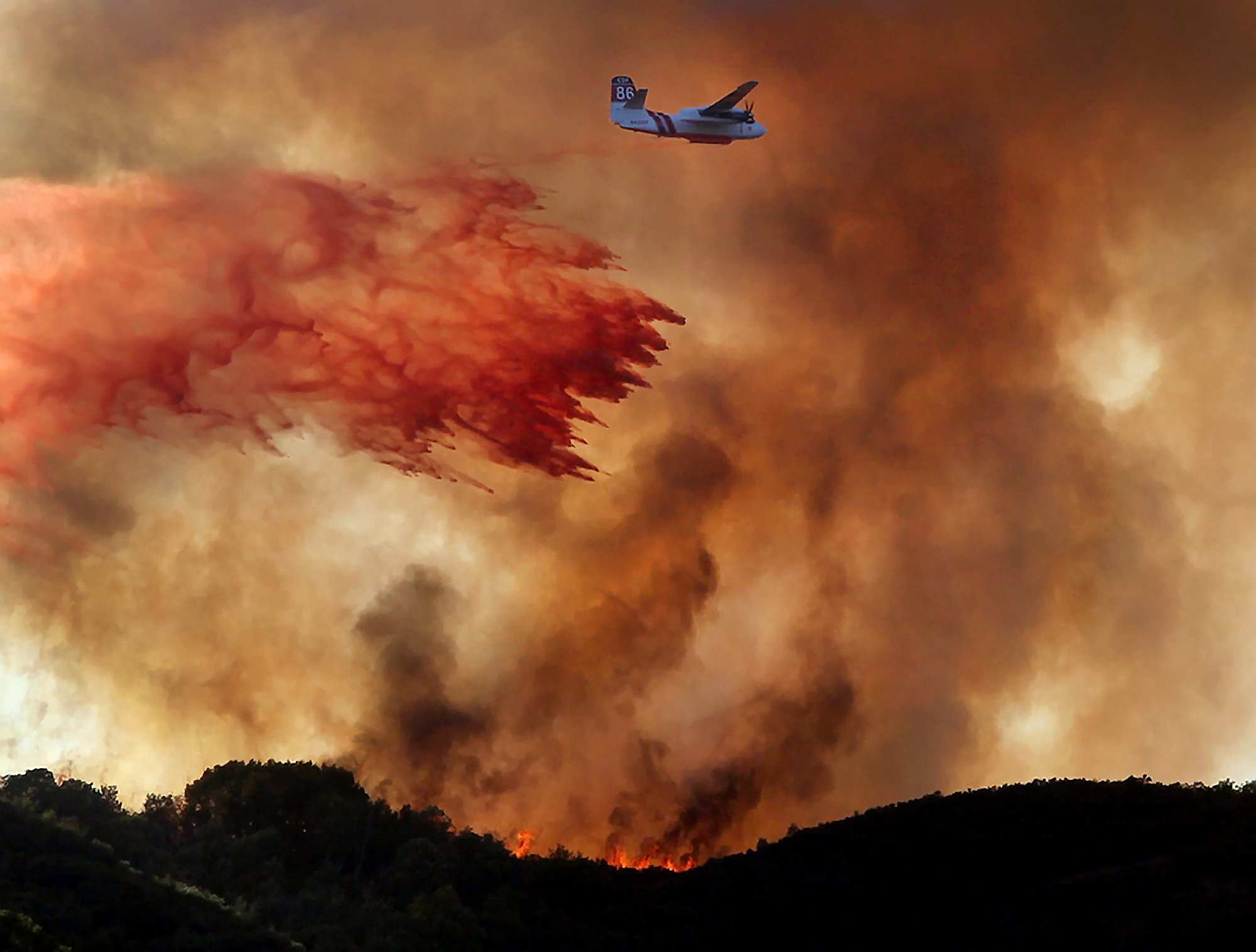 1,300 fight Northern California wildfire