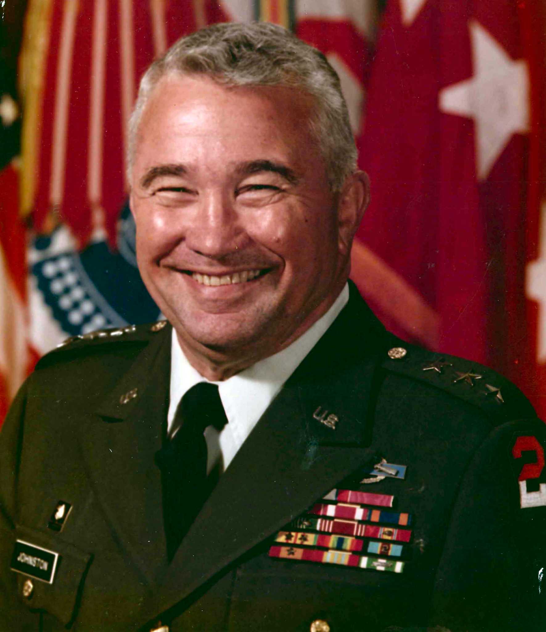 Lieutenant general 'fell in love' with service