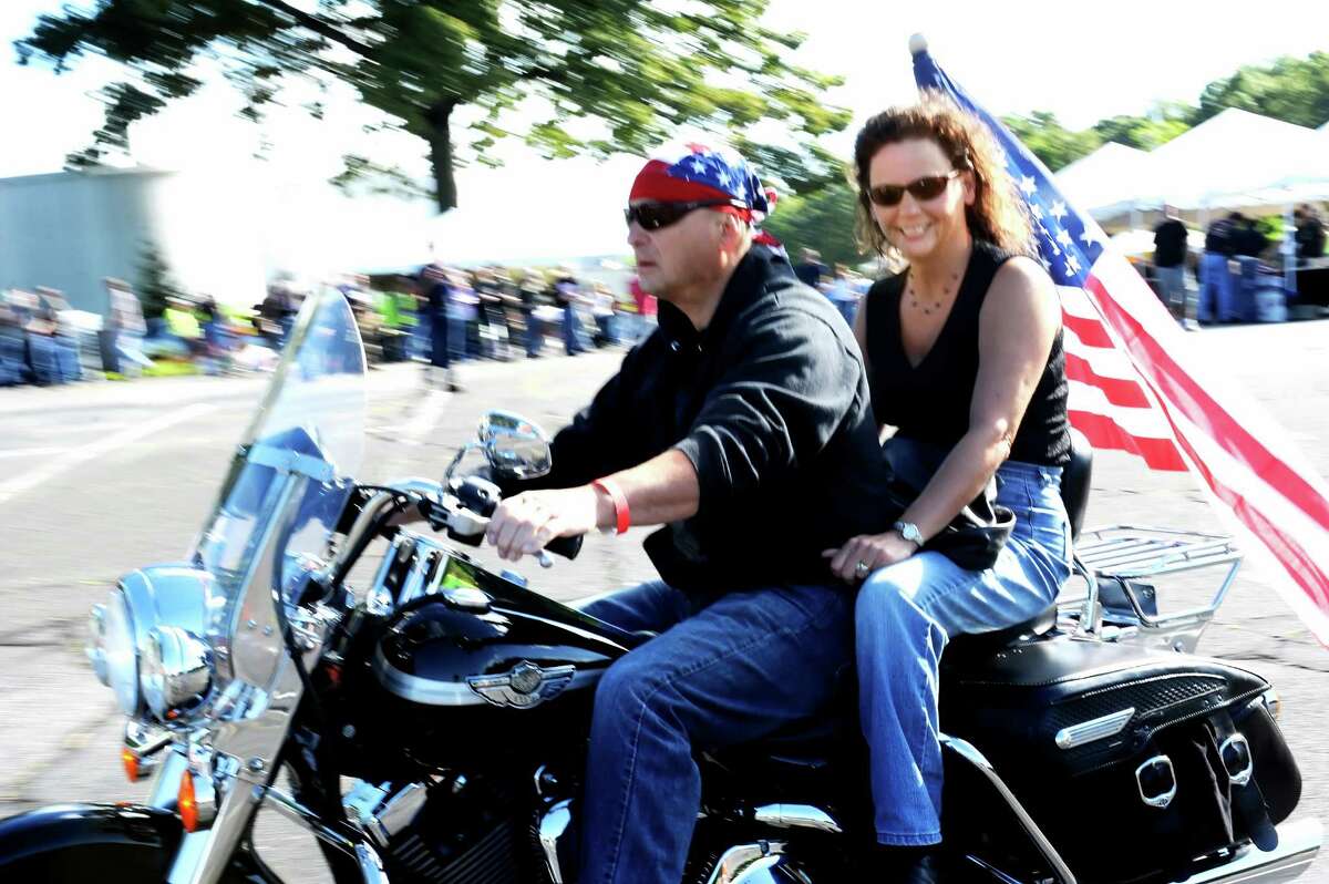 2,400 ride to remember 9/11