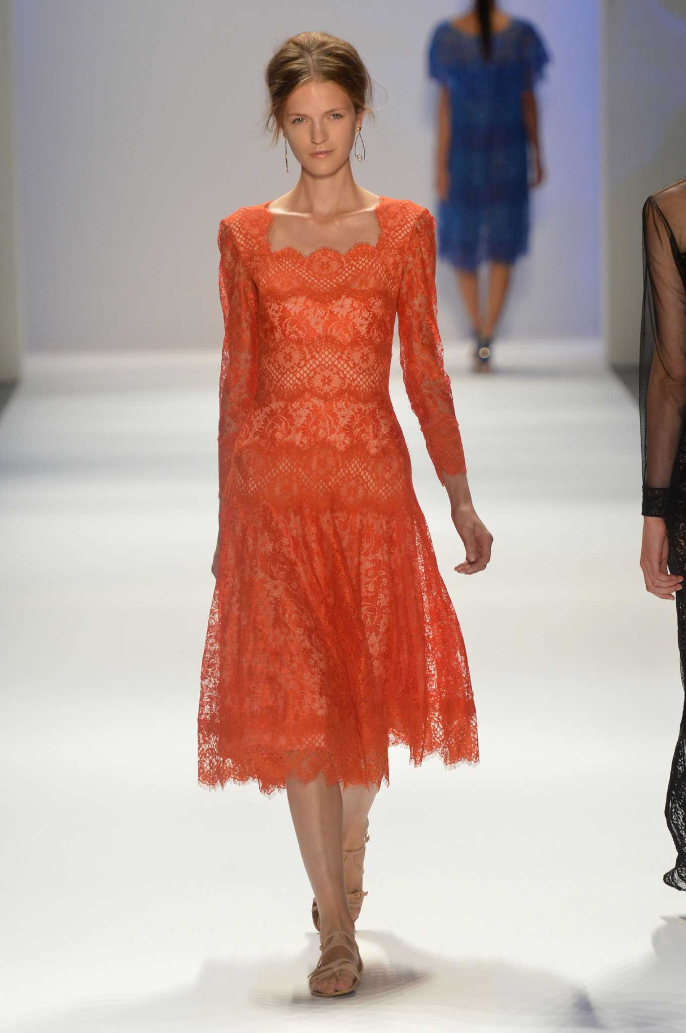 Lace rules dresses in spring collections