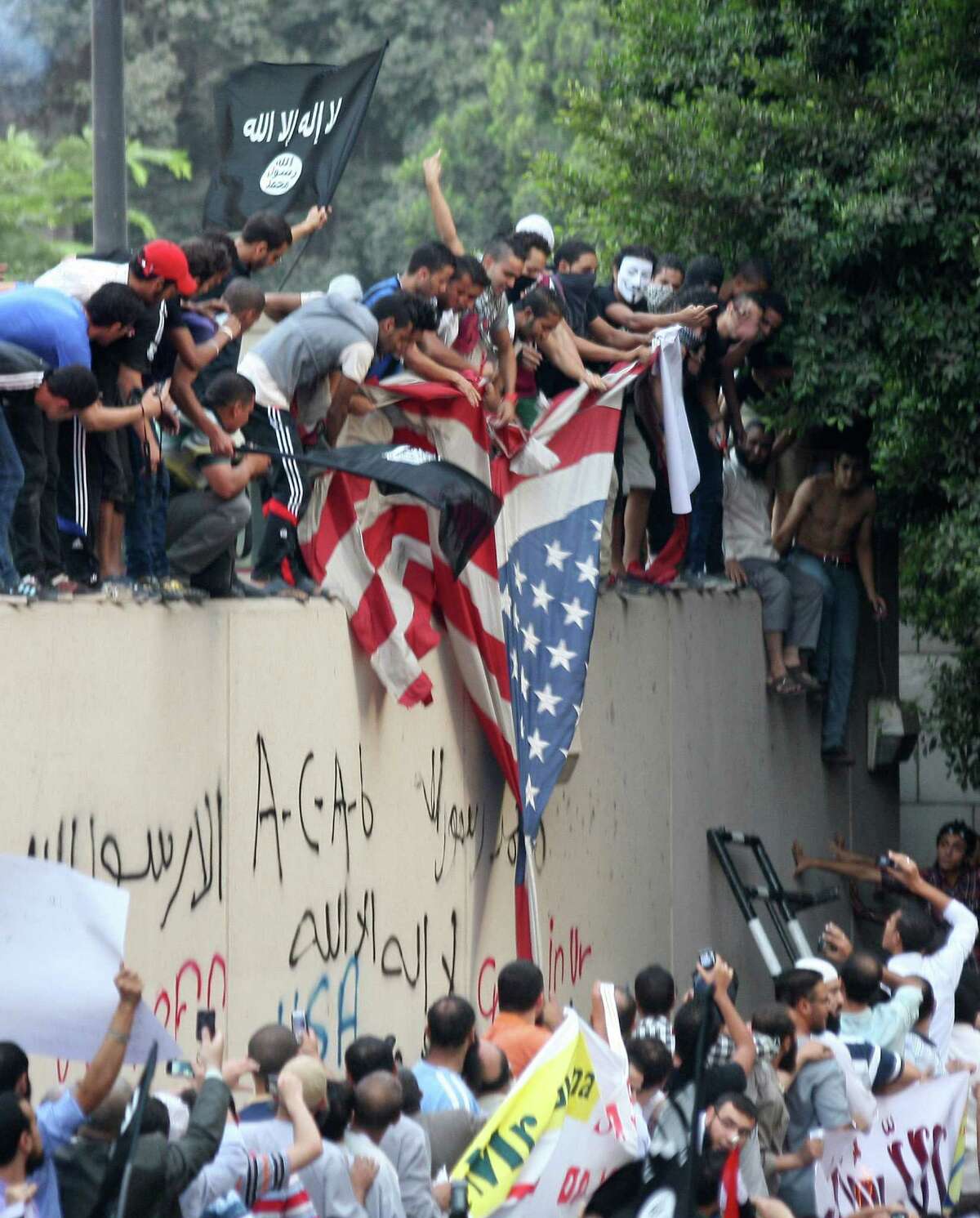Egyptian protesters tear down U.S. flag at embassy on 9/11