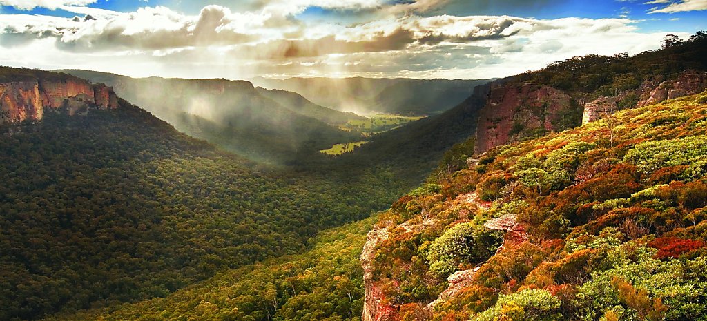 Wolgan Valley in Australia wild, woolly