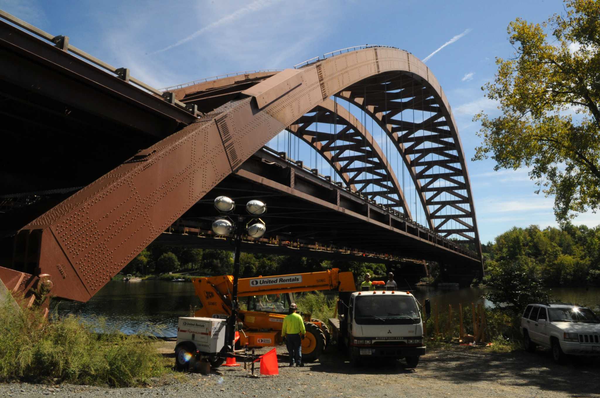 Twin Bridges construction complicates commute
