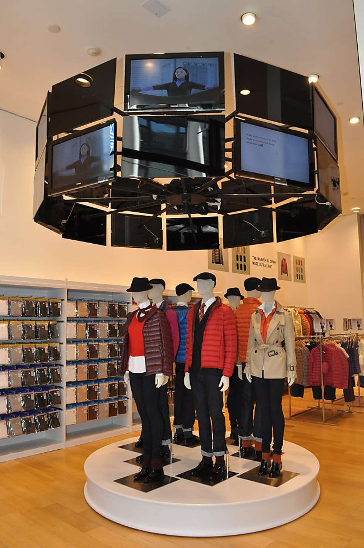 Uniqlo bringing its fashion-fusion glow to S.F.