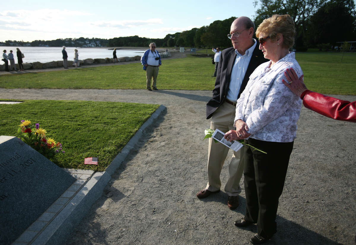 At Westport memorial, loss of 9/11 victims still provokes tears