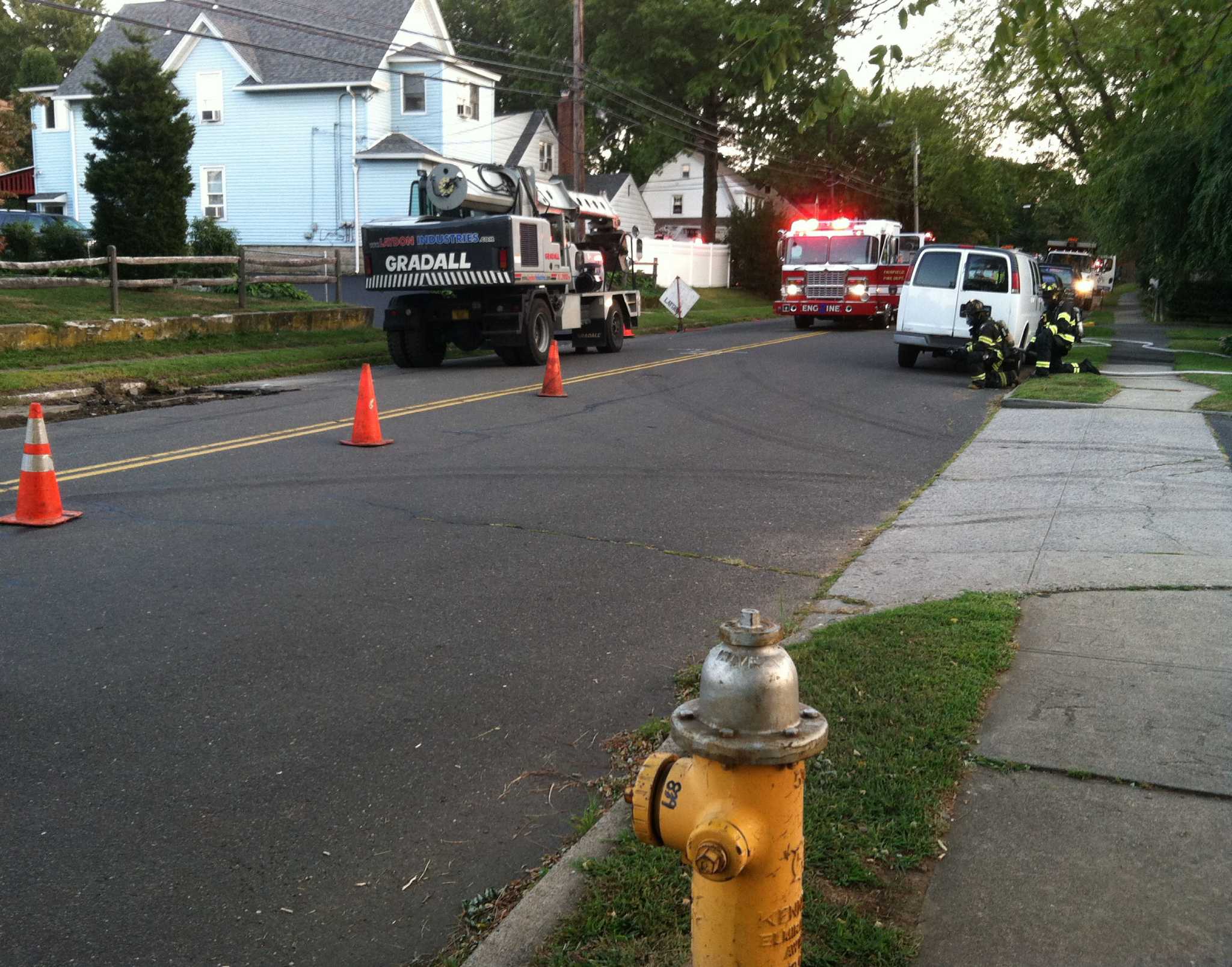 Gas line break closes road in Fairfield