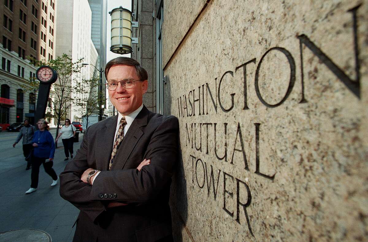 Former WaMu Tower up for sale