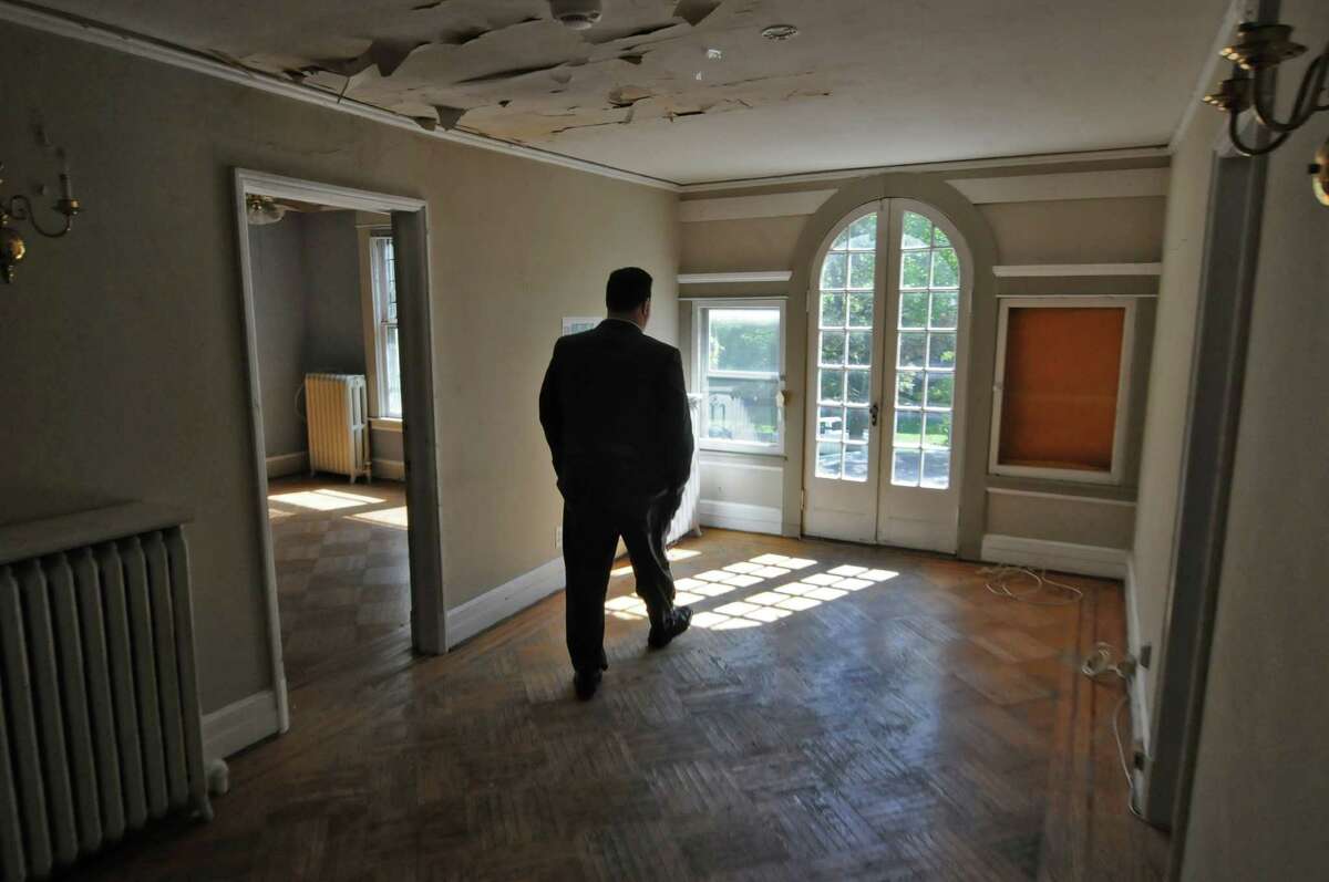 Albany Ronald McDonald House exec to step down