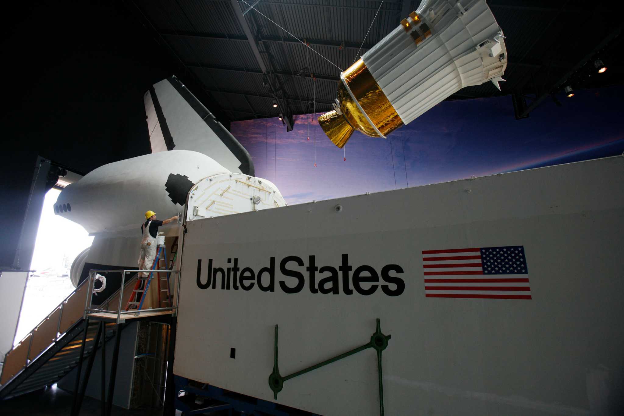 Space shuttle trainer gets ready for visitors