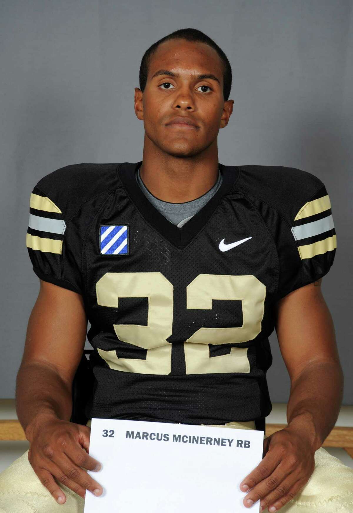 Ex-football player dies in accidental shooting