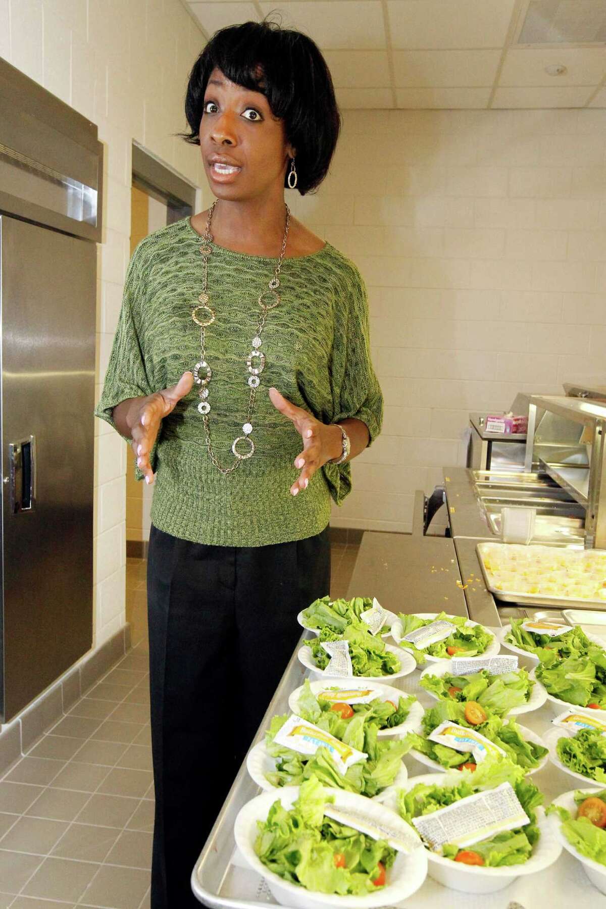 Mixed grades for healthier lunches