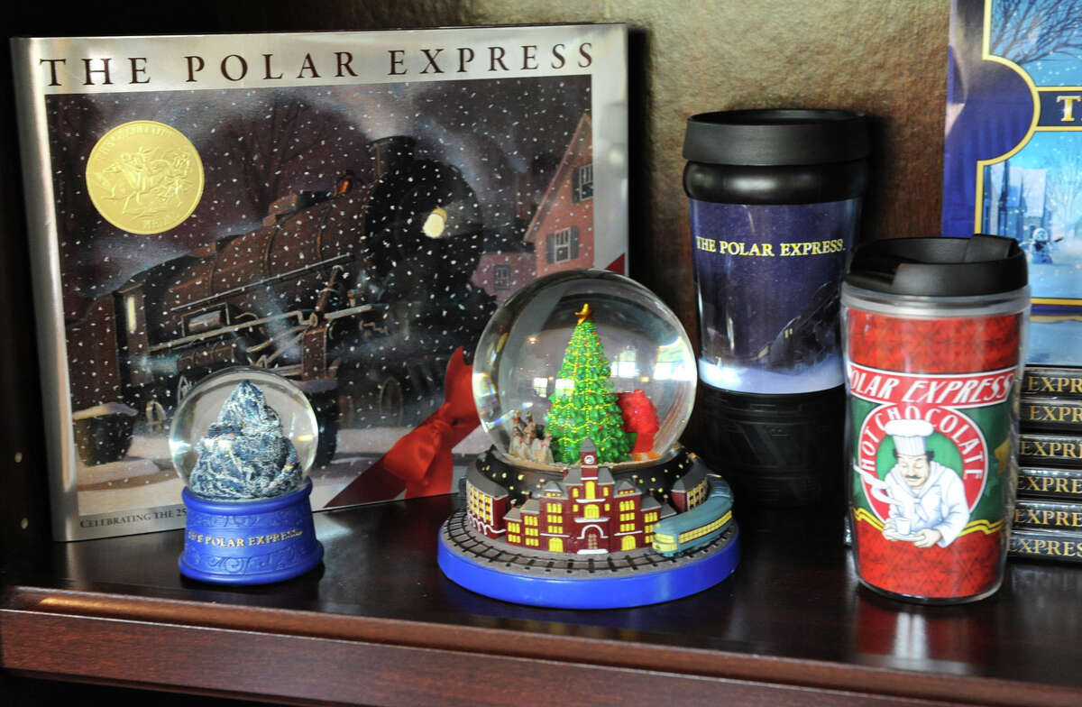 Photos: Polar Express gets early start on Christmas