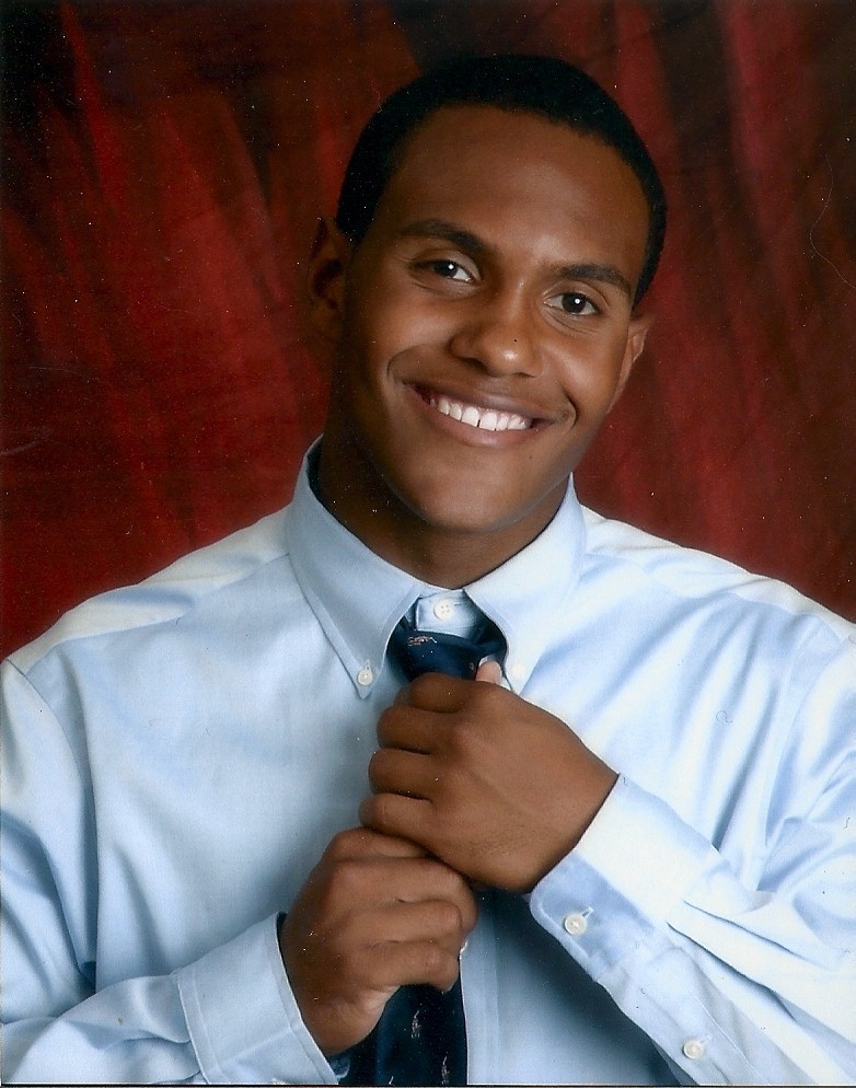 Dixon honored on gridiron