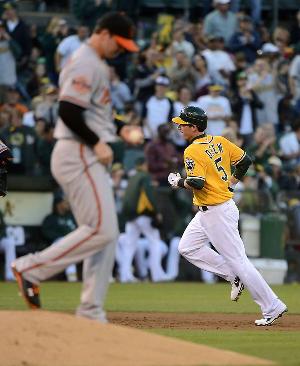 Drew lifts A's in field, and at plate