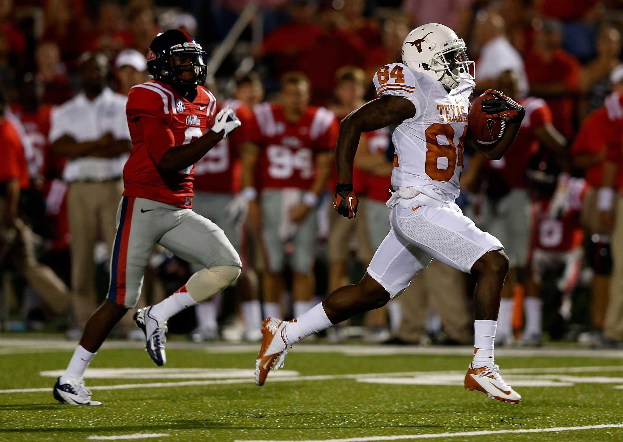 Ash dazzles as Texas rolls over Ole Miss