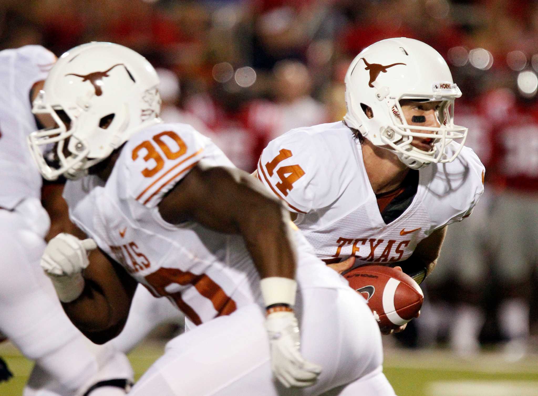 Horns showcase offensive onslaught